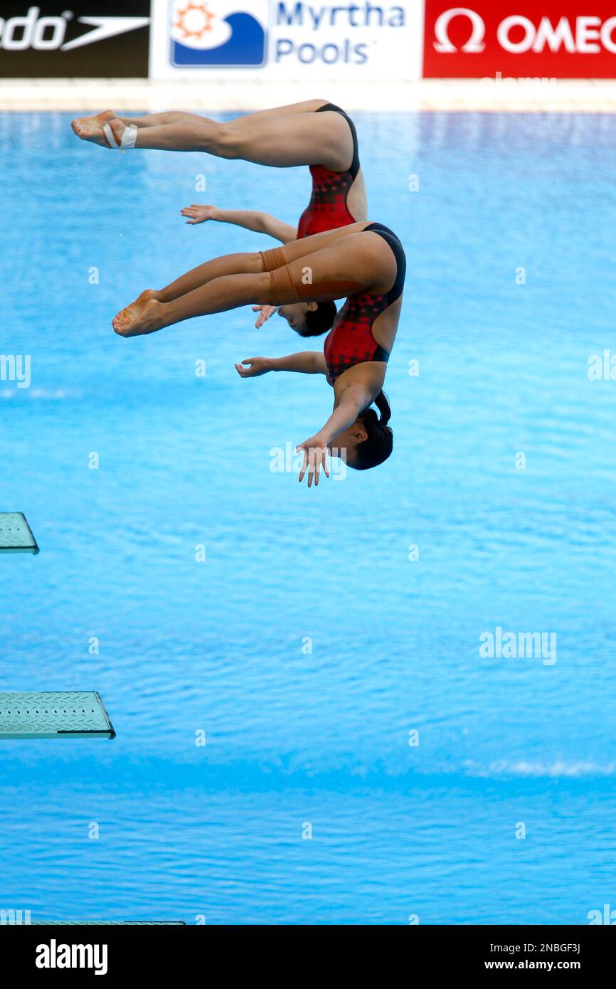 China's Wu Minxia and He Zi dive during the women's 3m Synchro ...