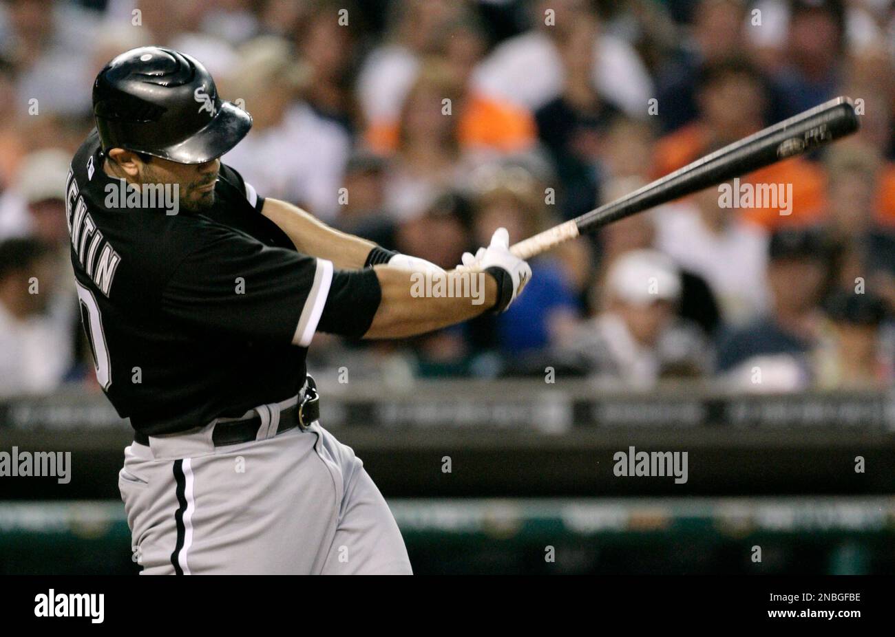 Chicago White Sox's Carlos Quentin singles in the seventh inning to ...