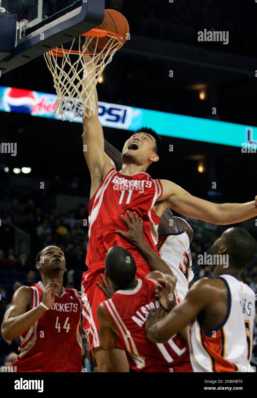 Yao Ming Standing Dunk