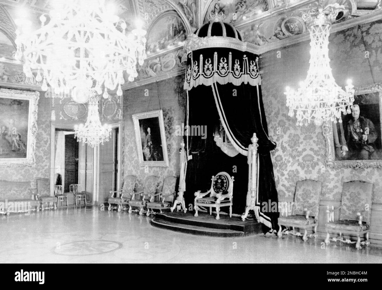 This is the throne room in the Monte Carlo, Monaco palace, shown on ...