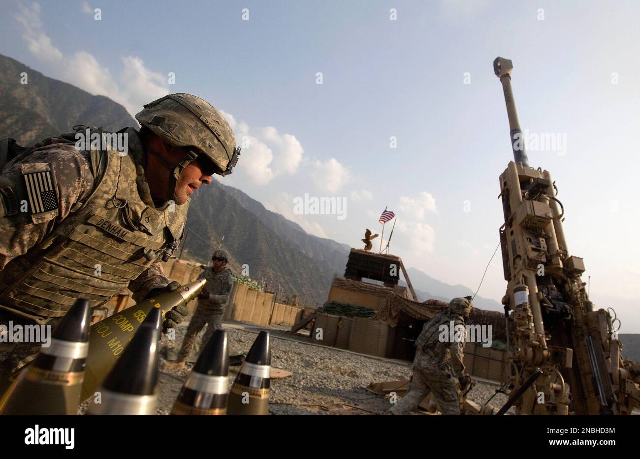 Lenny Denham, 22, left, of Baton Rouge, La., with 2nd Platoon, Charlie ...