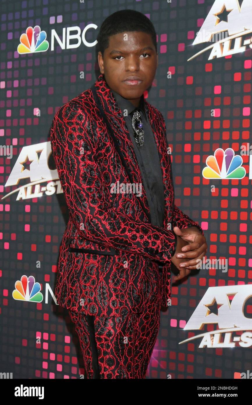 LOS ANGELES - NOV 3: Avery Dixon at the America's Got Talent: All-Stars ...