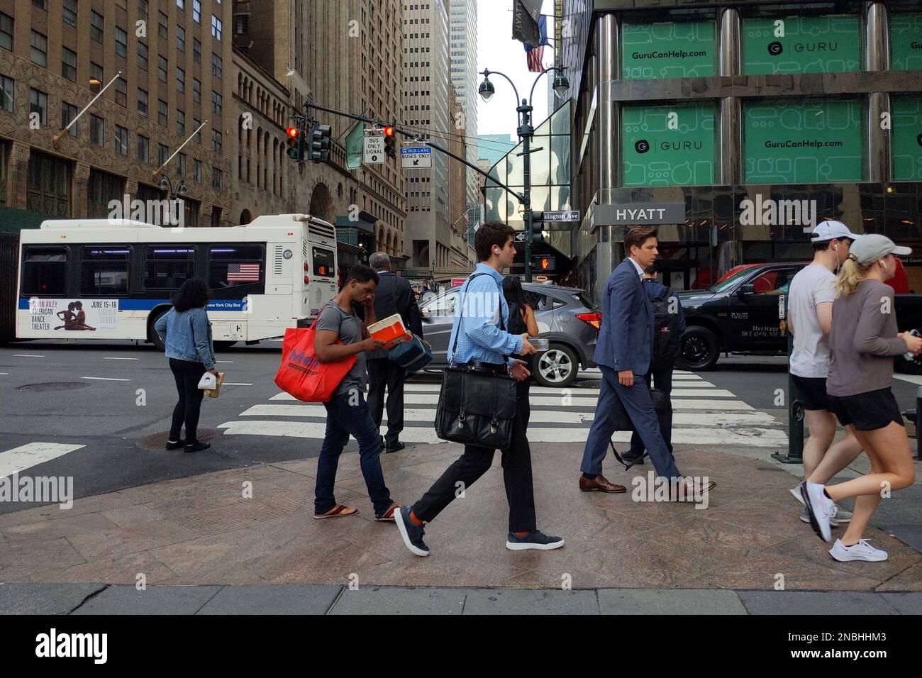 Street scene on Lexington Avenue in Midtown Manhattan, New York City ...