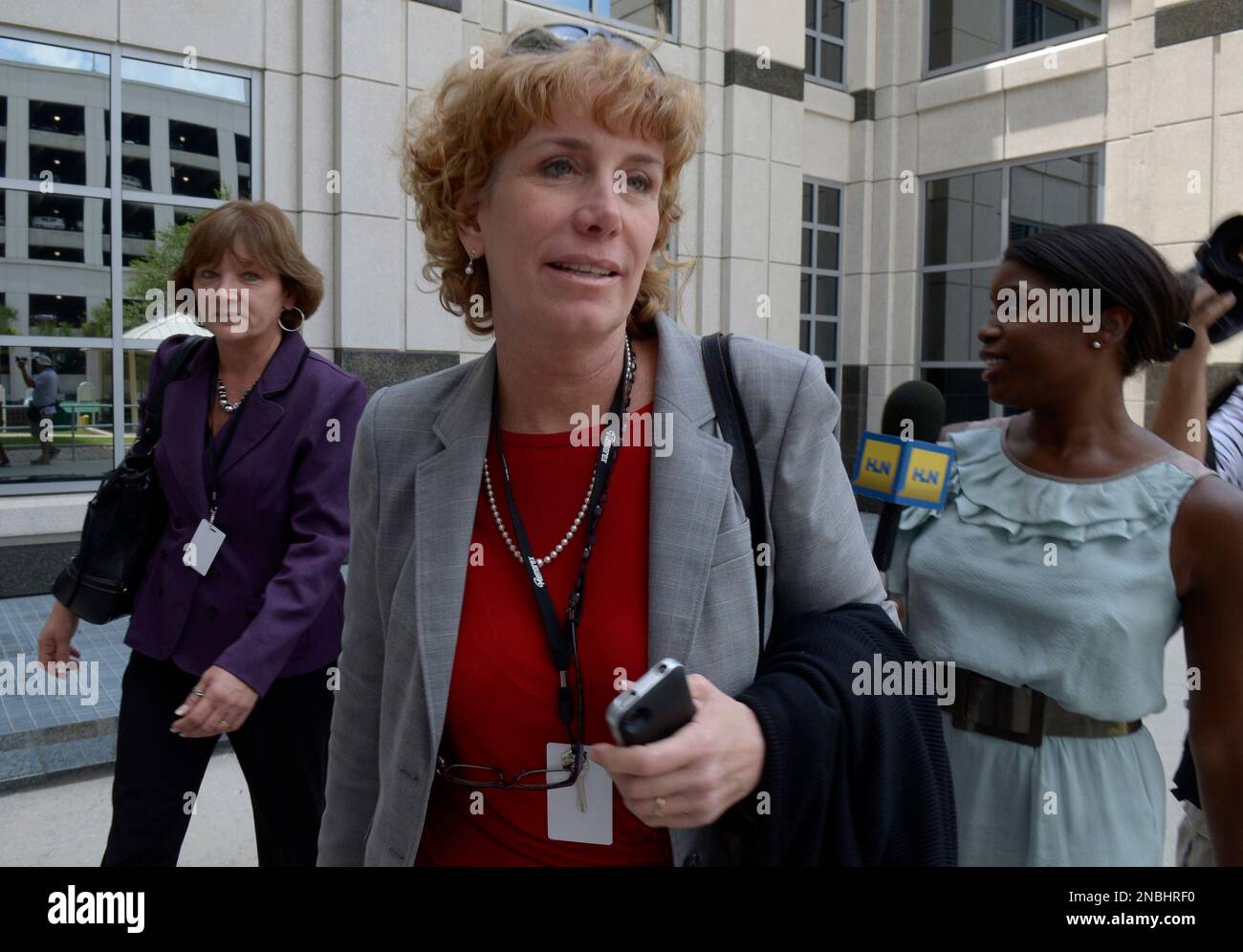 Casey Anthony defense attorney Dorothy Clay Sims, center, arrives for ...