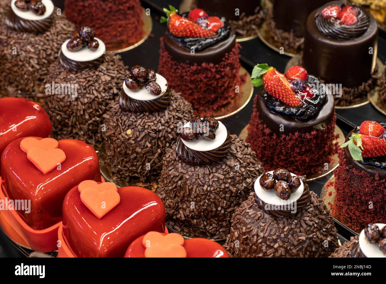 Types of cakes. Delicious cakes in bulk at the patisserie counter ...