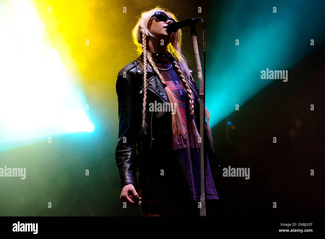 U.S. singer, Taylor Momsen, from rock band, The Pretty Reckless ...