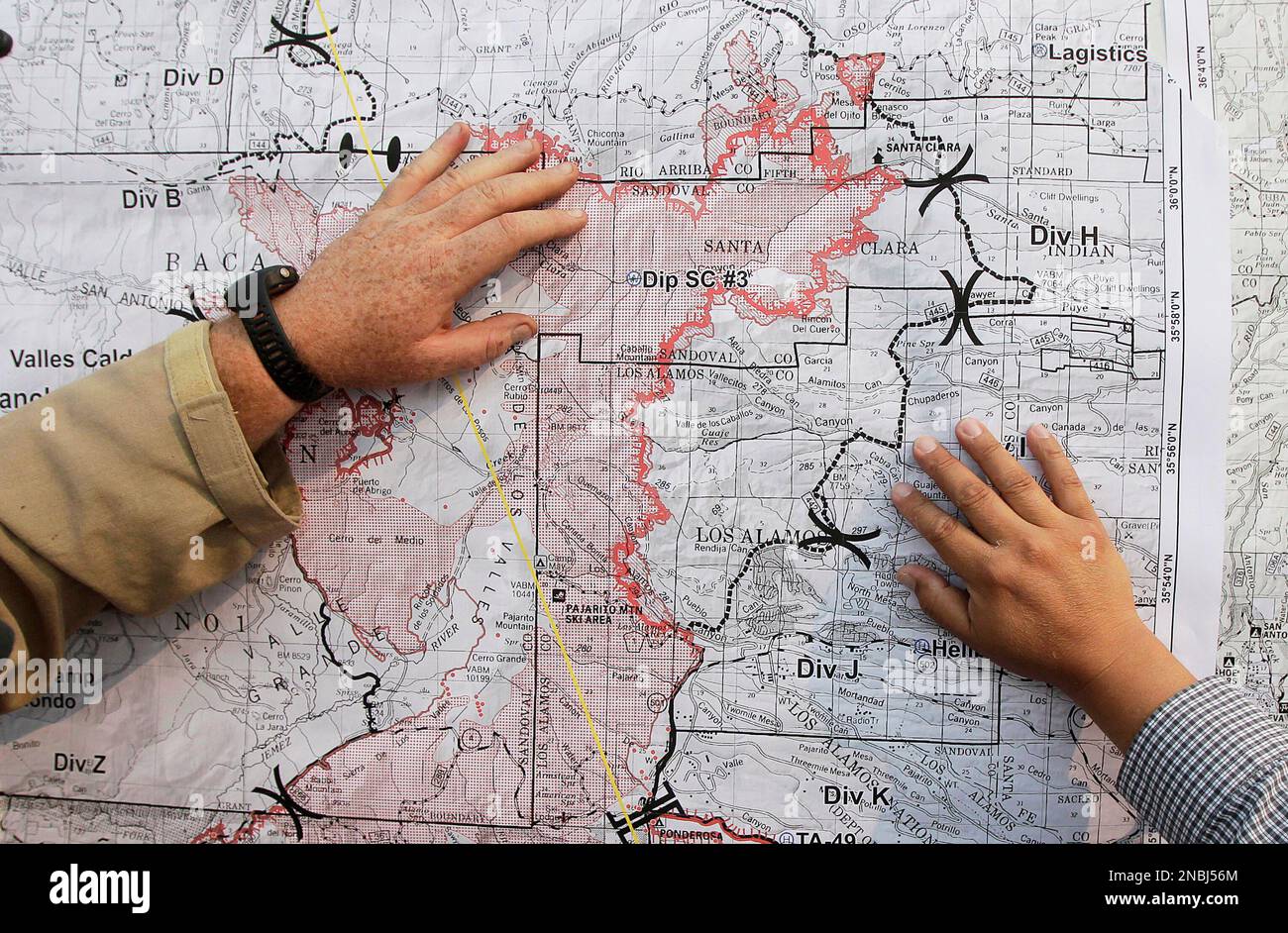 A map of the Las Conchas fire is shown at a news conference in Los ...