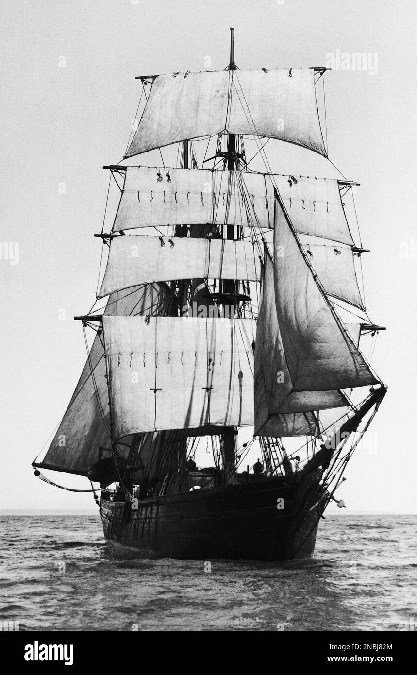 “Lady of Avenel”, the last of Britain’s Square, rigging sailing ships ...