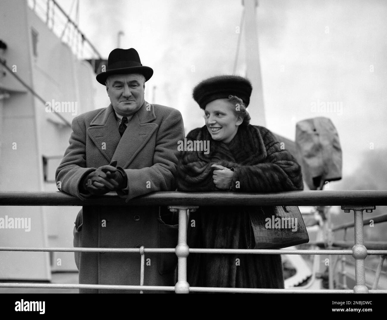 Brigadier General Alfred Critchley and his wife Diana, the former ...