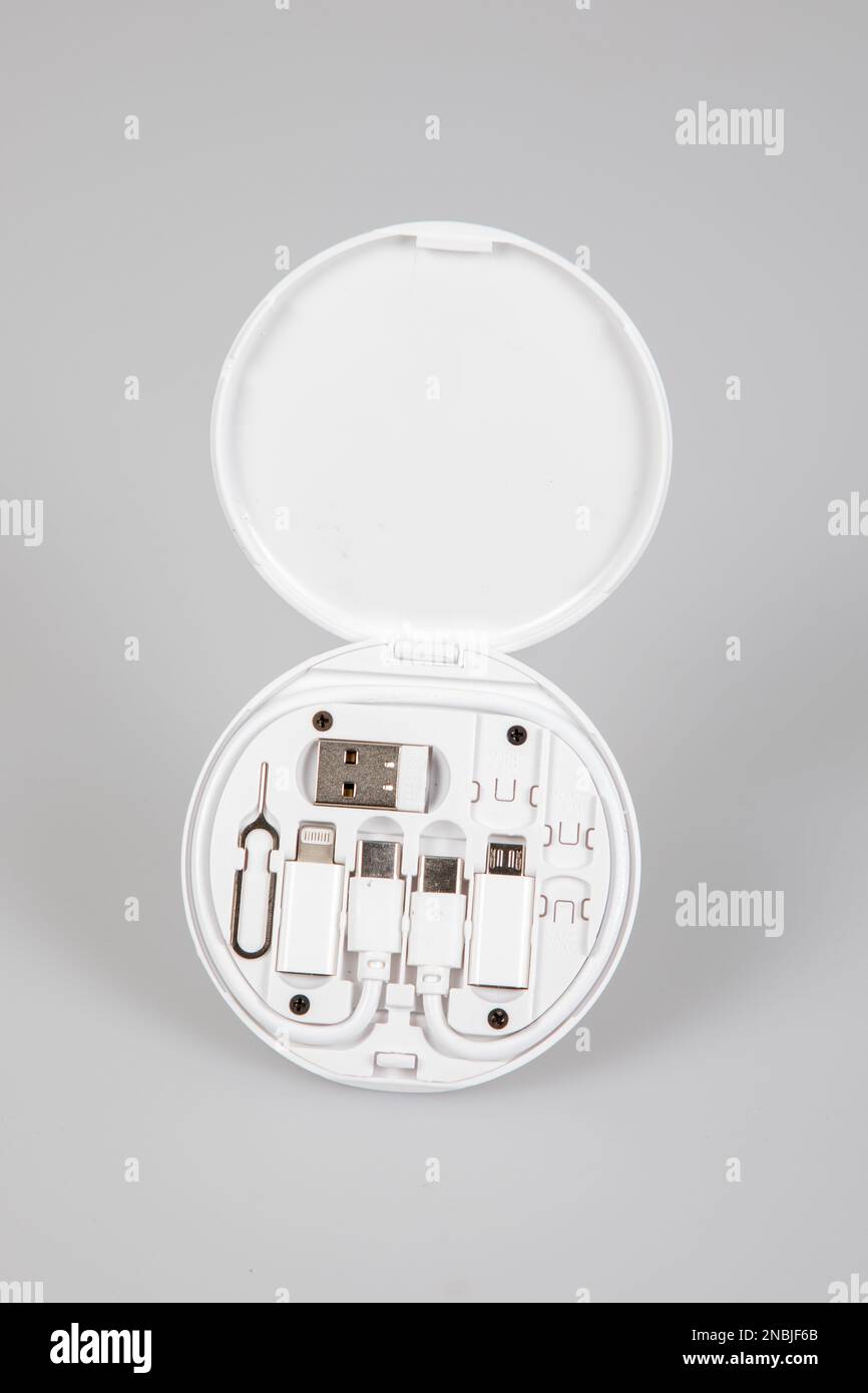 Device charger Mobile usb different types connectors curved electronic ...