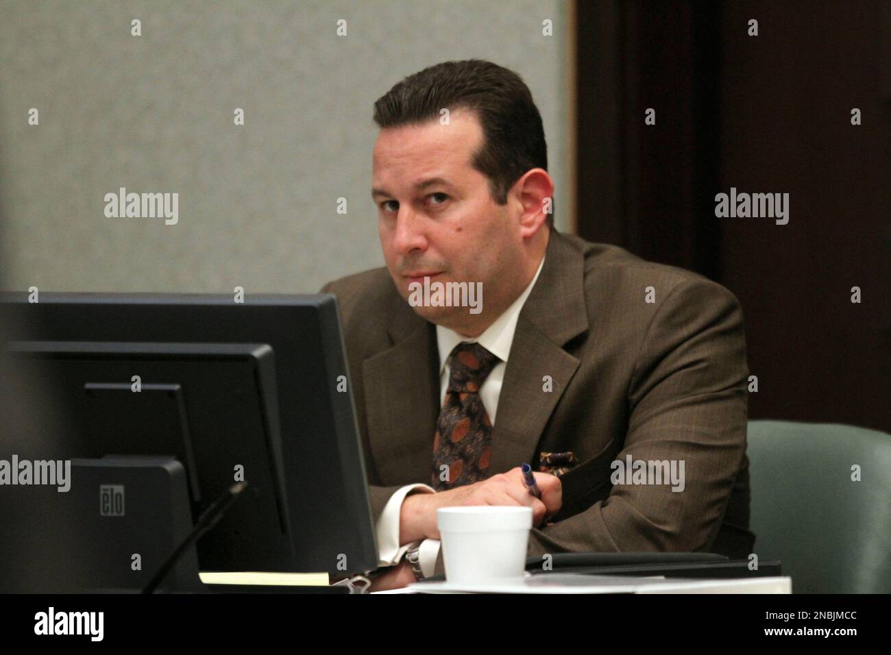 Defense attorney Jose Baez listens during the Casey Anthony trial at ...