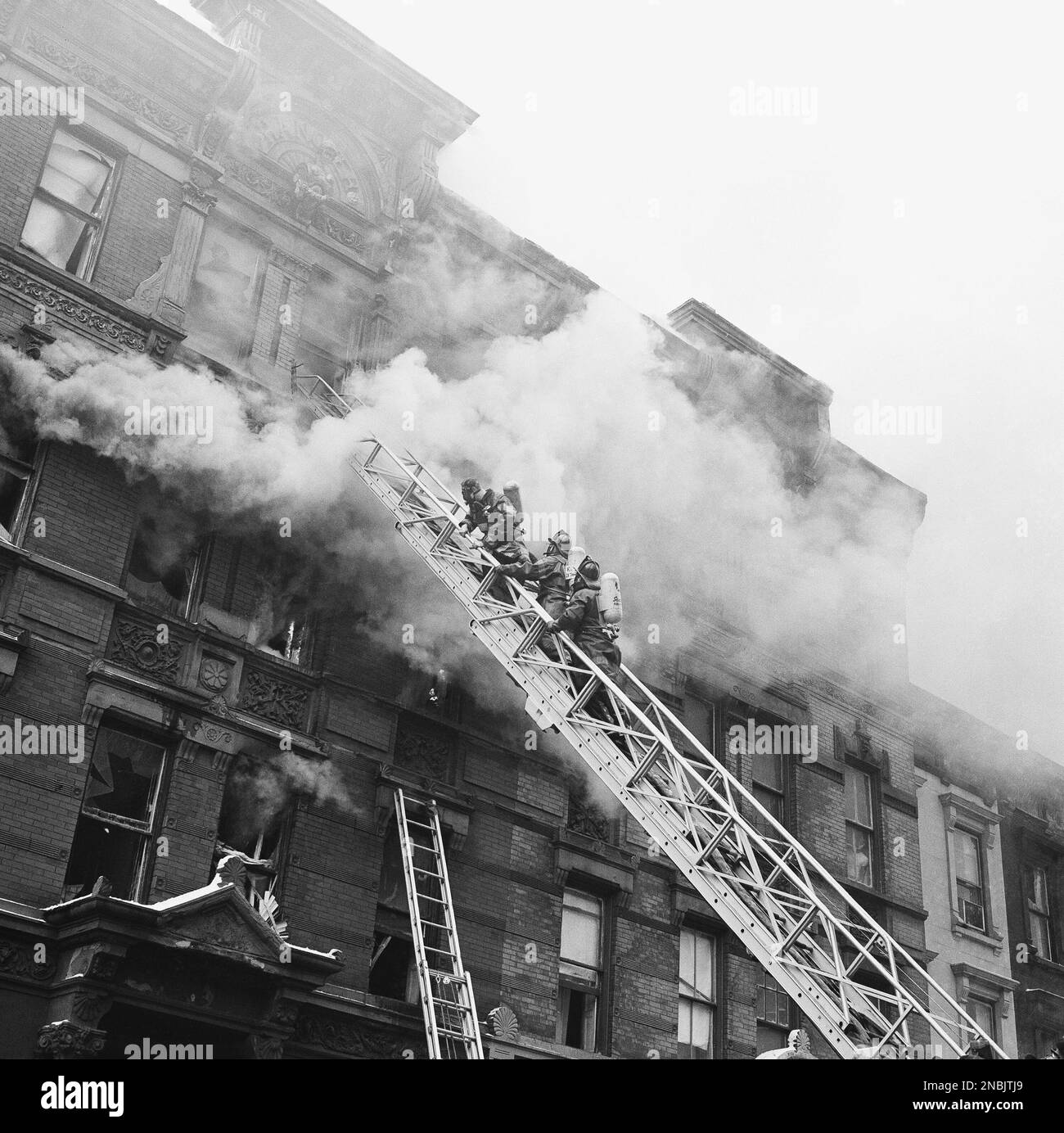 Fireman Hugh Lennon of Ladder Co. 30 made a dramatic escape after he ...