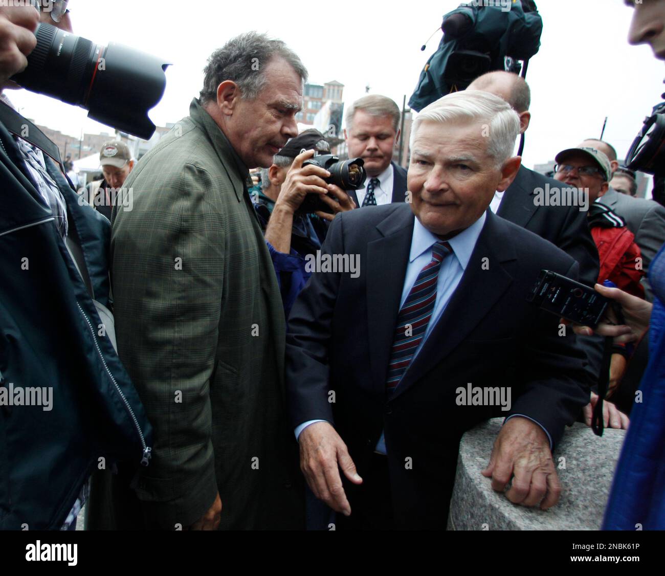 Former Mass. Senate President William Bulger leaves the federal ...