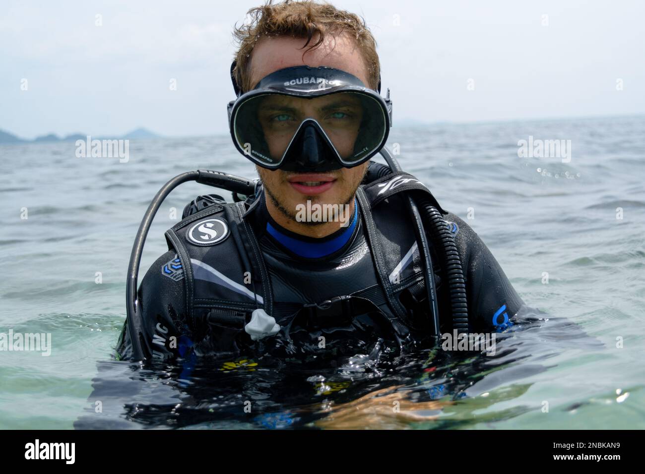 Marine biologists and volunteers at Marine Conservation Cambodia ...