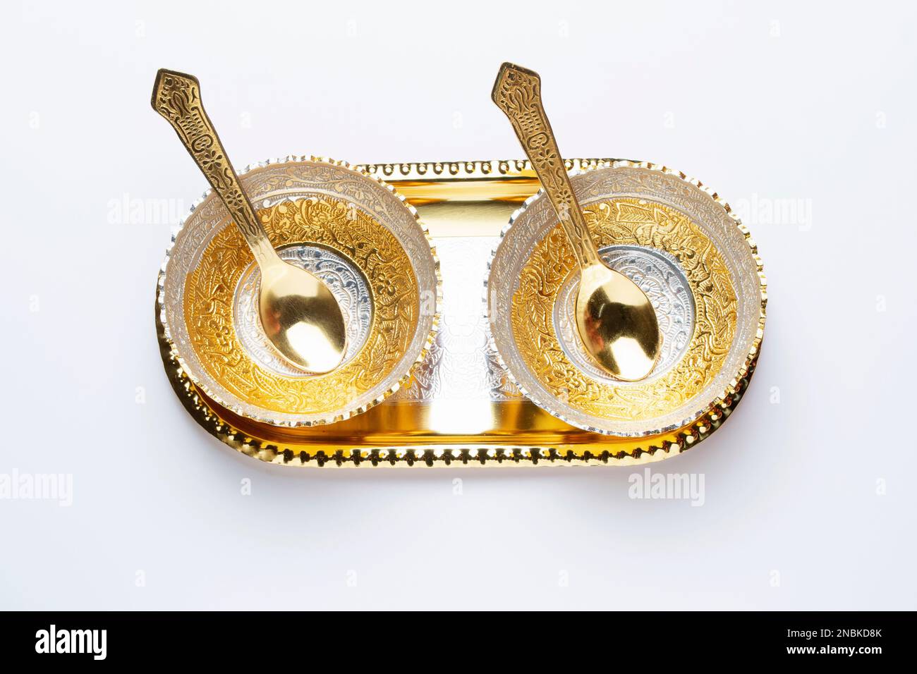 Empty bowl india hi-res stock photography and images - Alamy