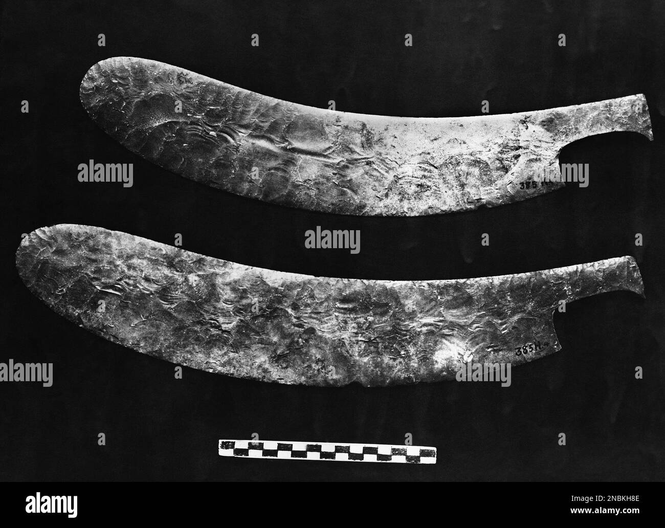 Two knives found in graves, believed five thousand years old at Helwan ...