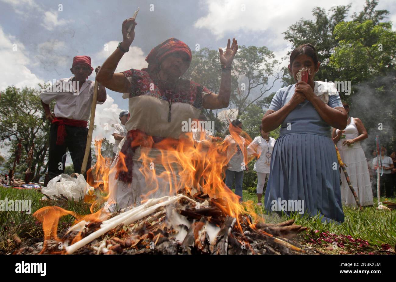 Mayan descendants pray during a ceremony in honor of the upcoming ...