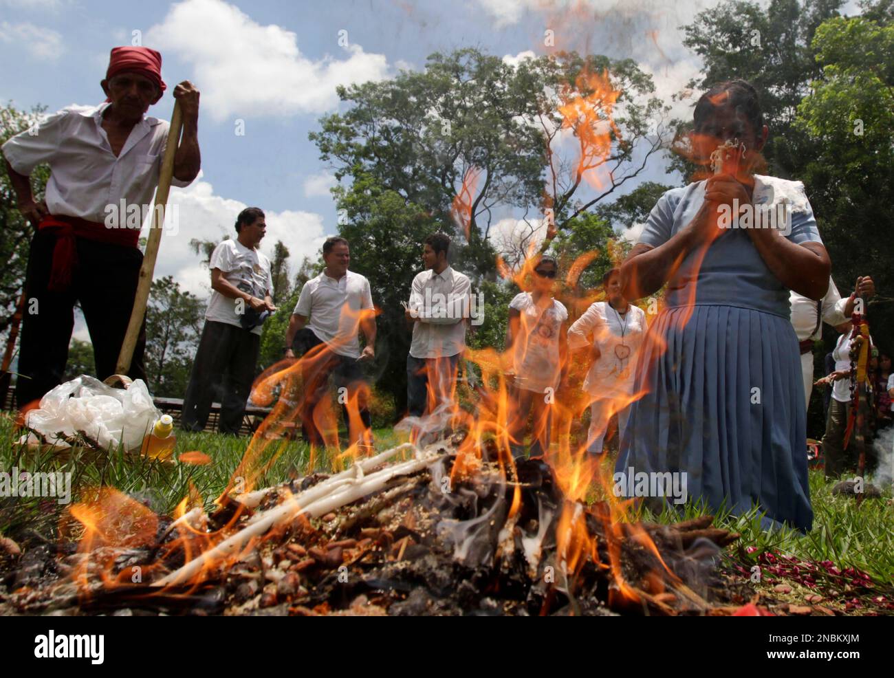 Mayan descendants pray during a ceremony in honor of the upcoming ...