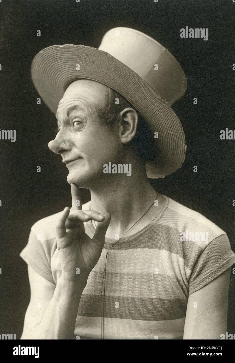 Stage actor with a top hat and prosthetic nose identified as Joseph W ...