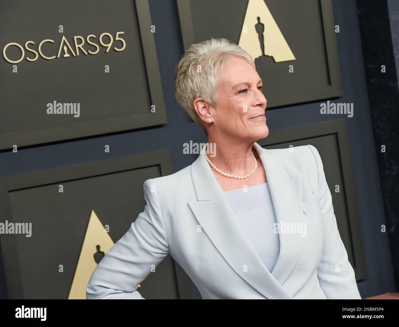 Jamie lee curtis 2023 oscars hi-res stock photography and images - Alamy