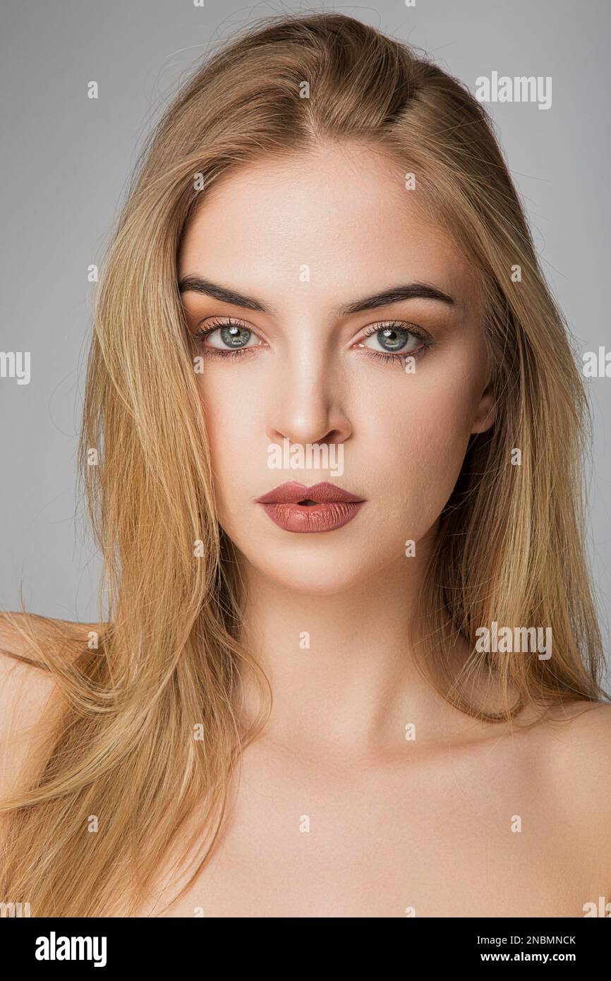 Beautiful kin and pretty face Stock Photo - Alamy