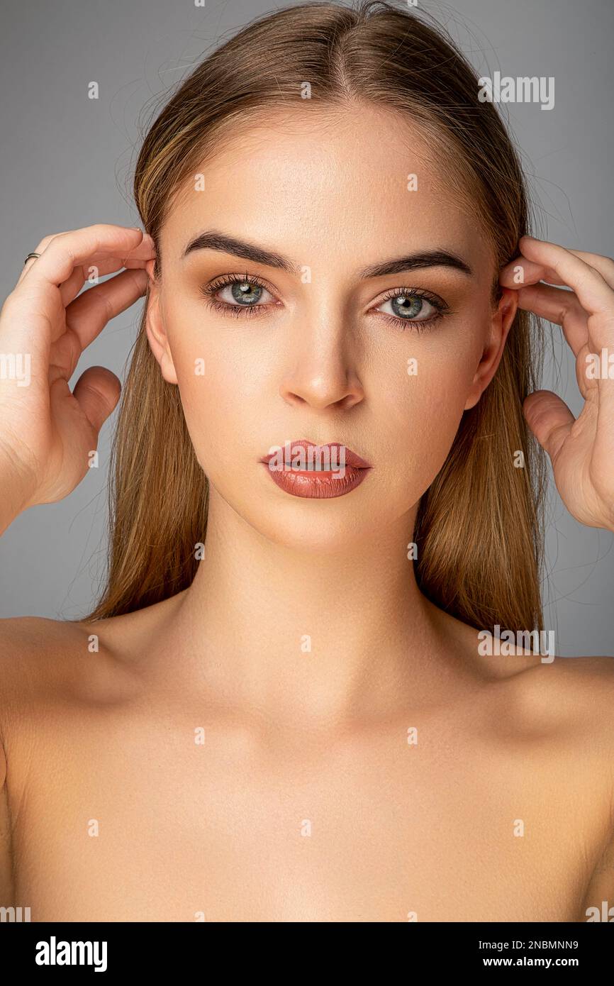 Beautiful kin and pretty face Stock Photo - Alamy