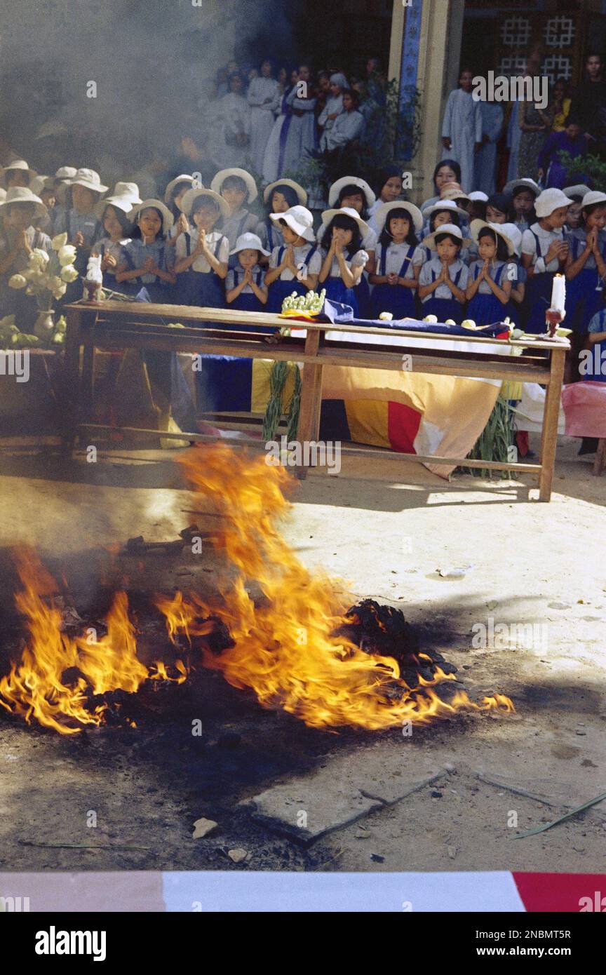 Early morning immolation of Buddhist Nu Thanh Quang at Dieu de Pagoda ...