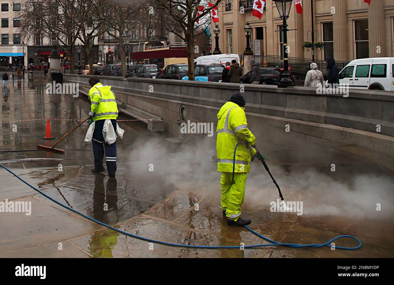 Industrial spray cleaning hi-res stock photography and images - Alamy