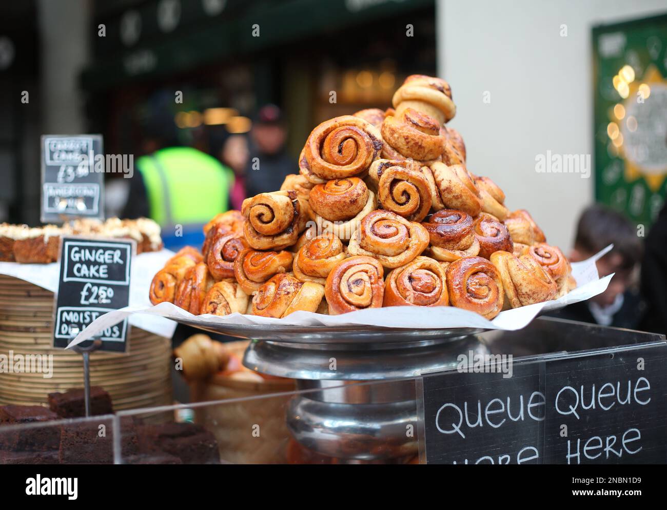 Ginger cake on the street market Stock Photo - Alamy