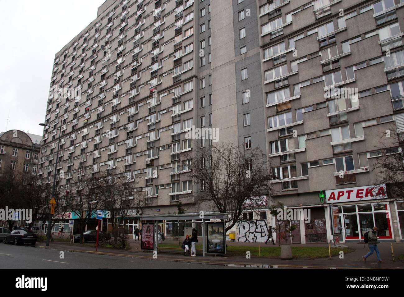 Soviet-era apartment block in central Warsaw, Poland Stock Photo - Alamy