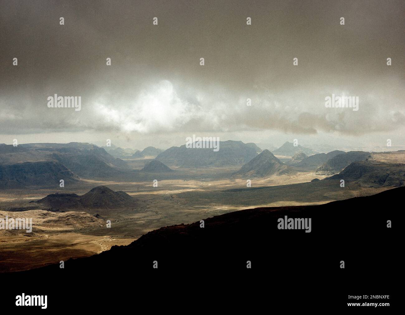 DESIERTO UADI RUM. Location: EXTERIOR. Nación Stock Photo - Alamy