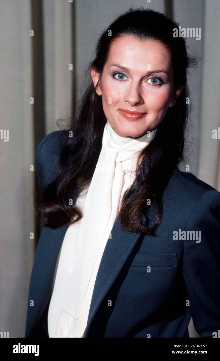 Veronica hamel hi-res stock photography and images - Alamy