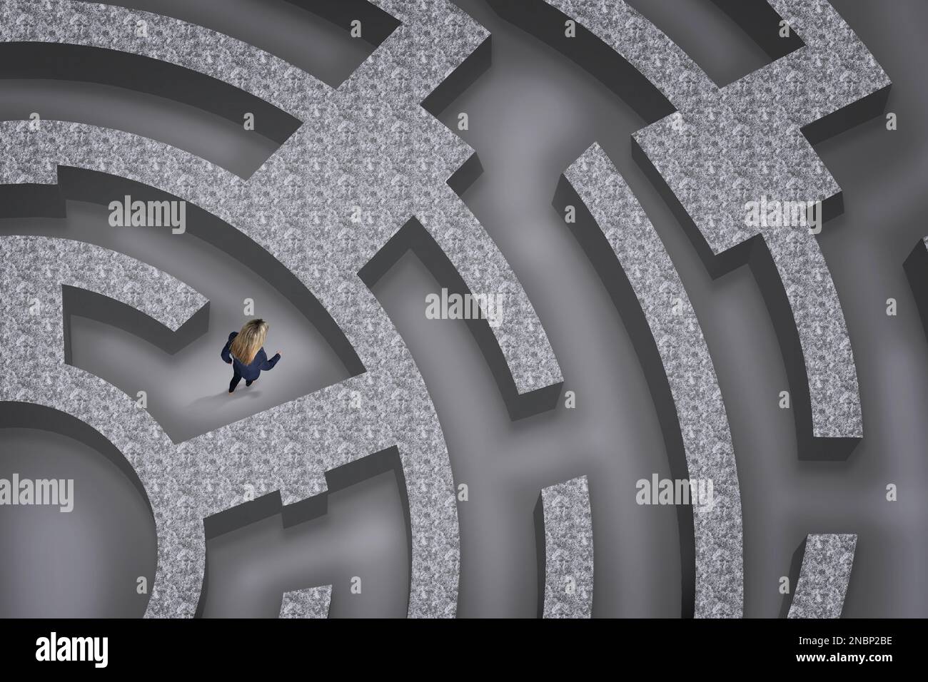 Draw maze game hi-res stock photography and images - Alamy