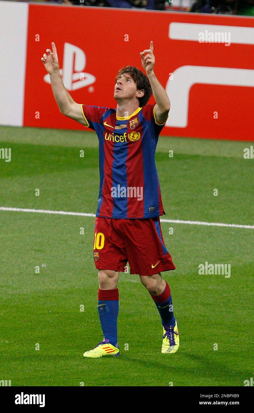Barcelona's Lionel Messi celebrates scoring against Manchester United ...