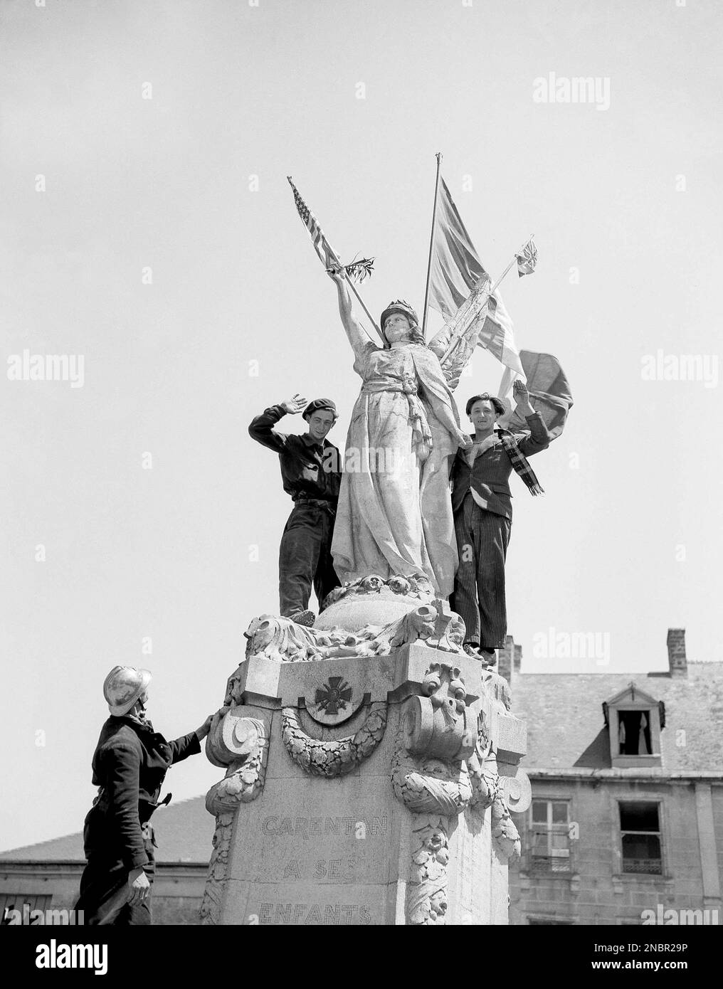 Carentan’s World War Memorial where French boys unfurl Old Glory beside ...