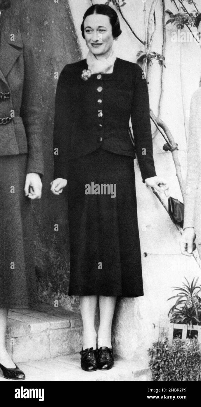 Mrs. Wallis Simpson when she posed for the press at the Rogers’ Lou ...
