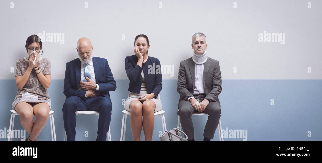 Crowded waiting room hospital hi-res stock photography and images - Alamy
