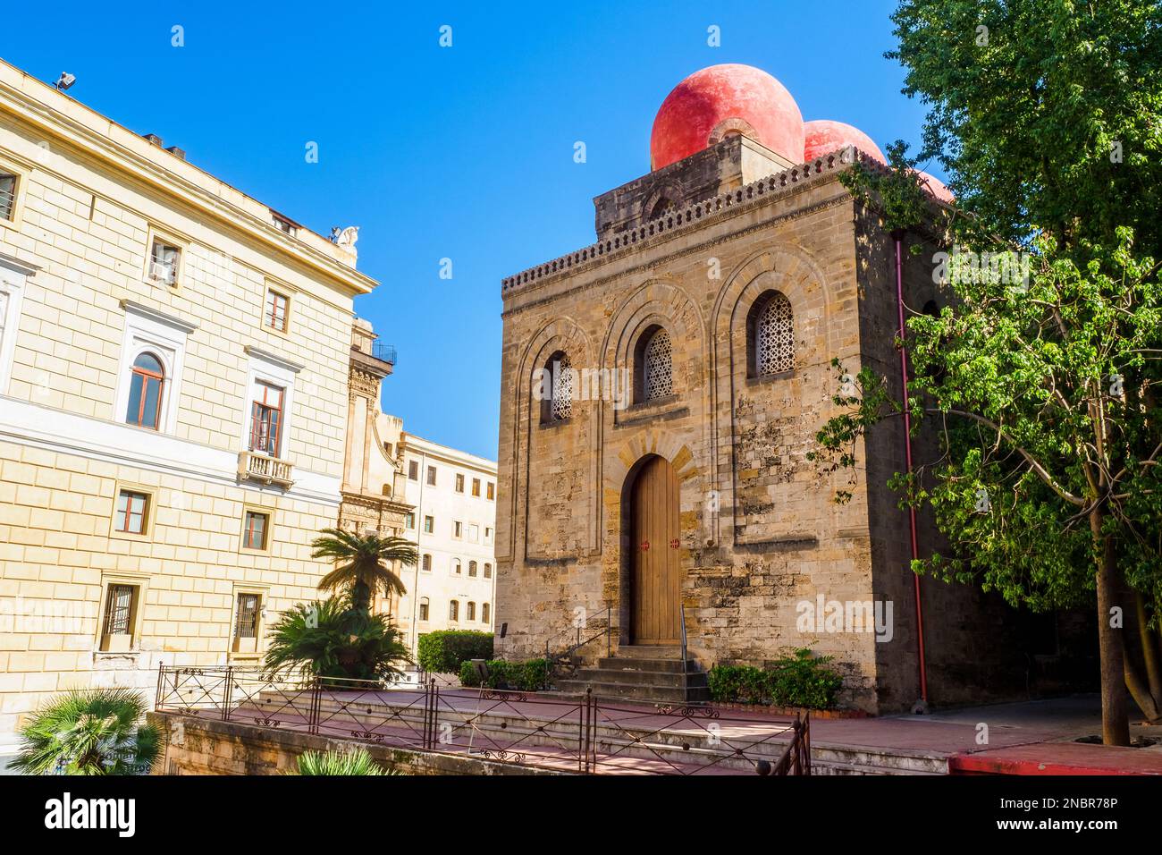 The Arab-Norman architecture style church of San Cataldo - Palermo ...