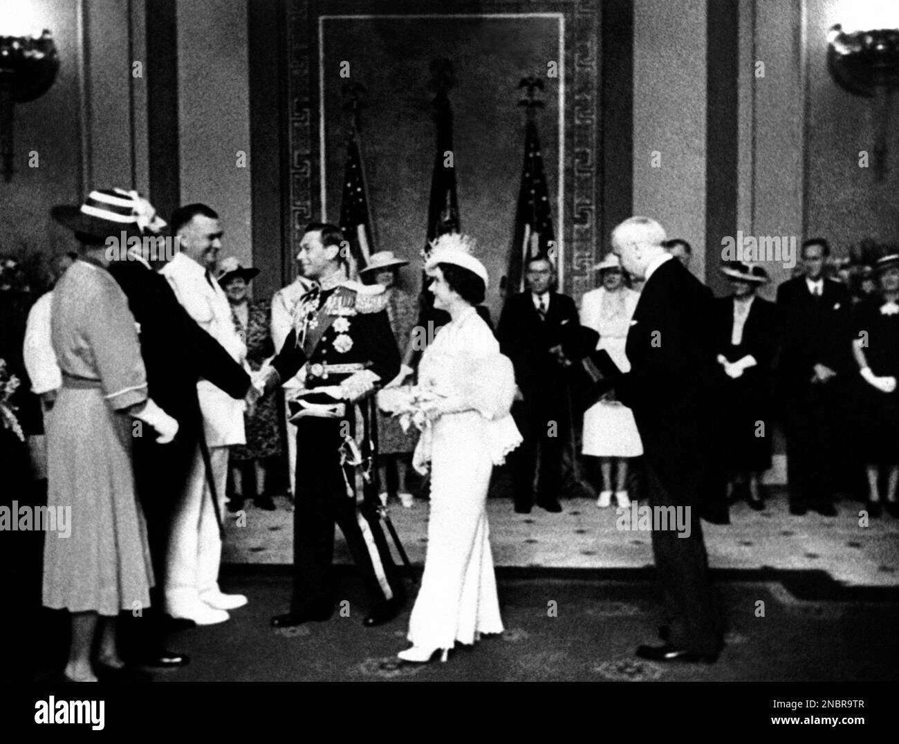 American President Franklin D. Roosevelt shaking Britain's King George ...