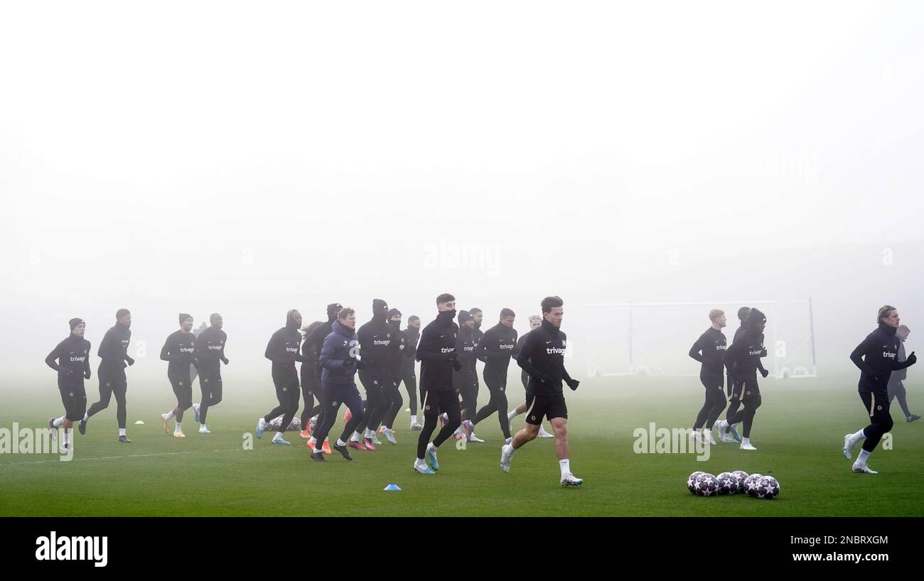 Chelsea players train in the heavy fog at Cobham Training Centre ...