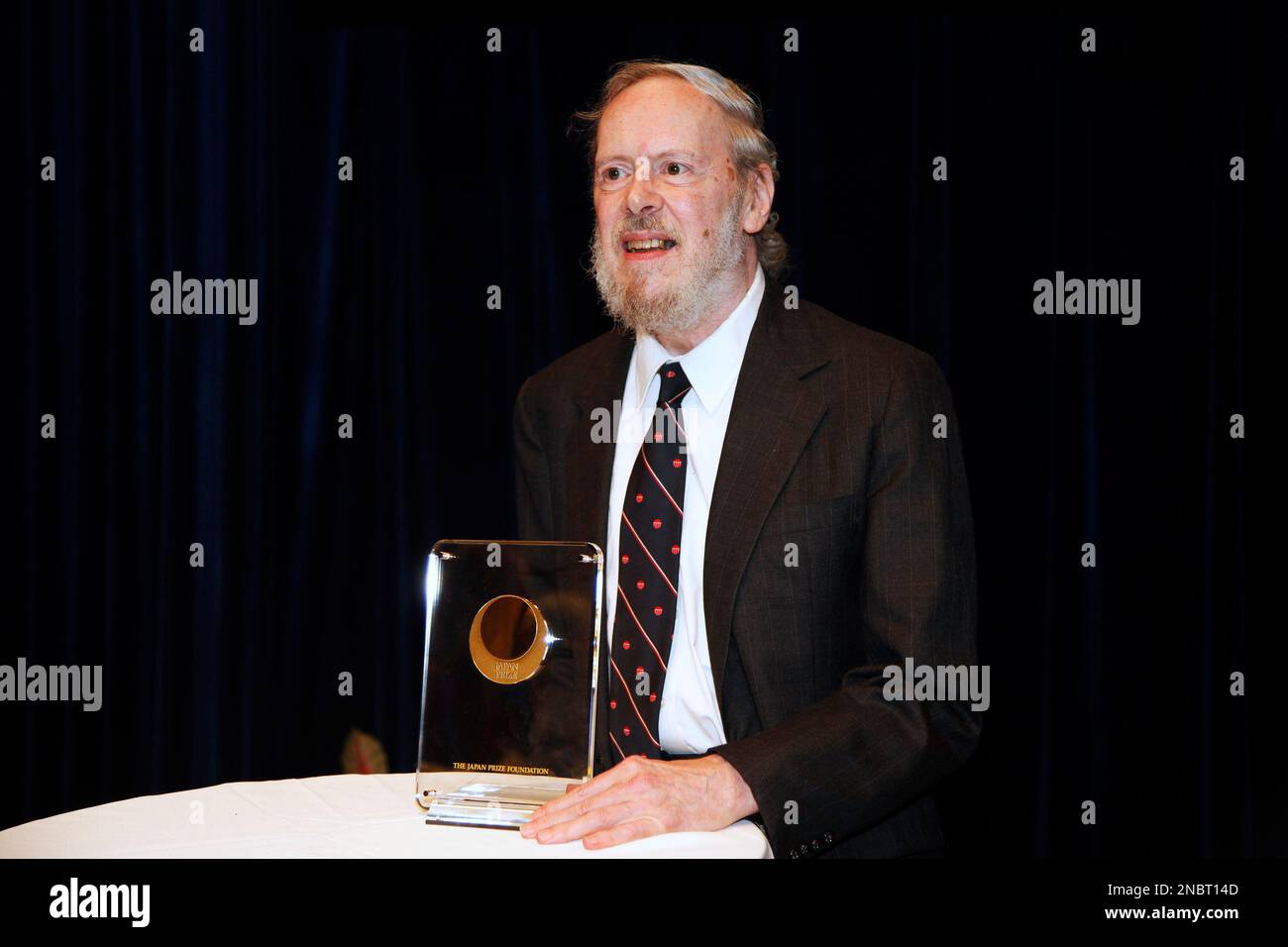 Dr. Dennis Ritchie, Bell Labs Fellow, was awarded the 2011 Japan Prize ...