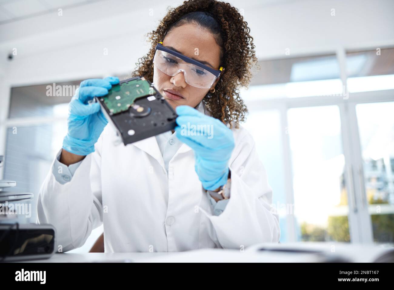 Motherboard inspection hi-res stock photography and images - Alamy