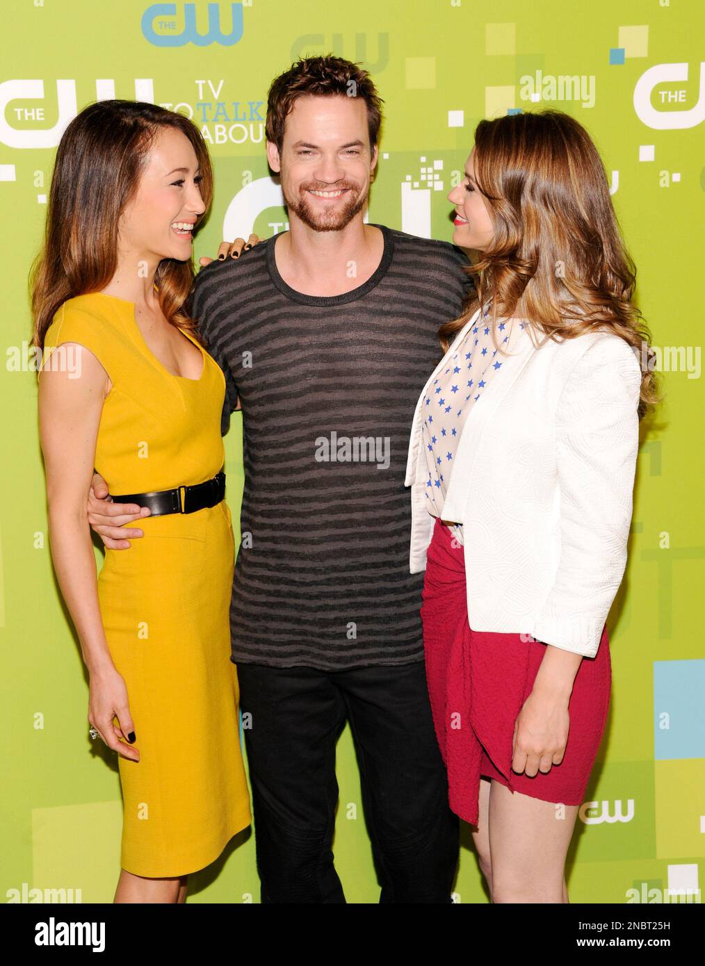 Lyndsy Fonseca And Maggie Q