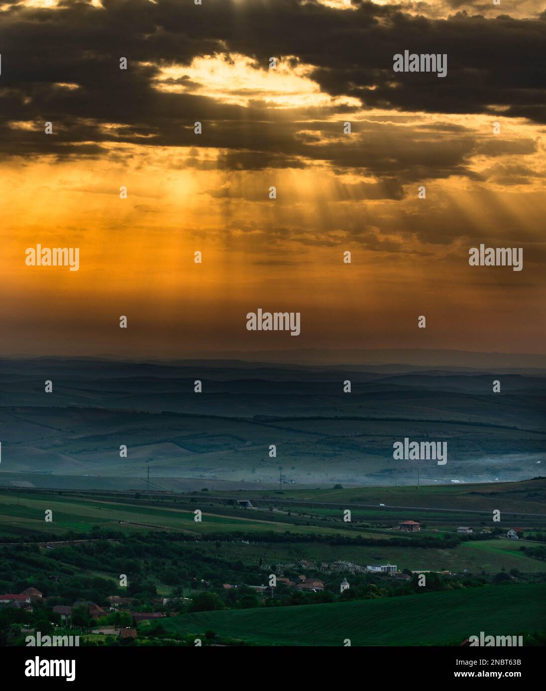 Vertical shot magical setting hi-res stock photography and images - Alamy