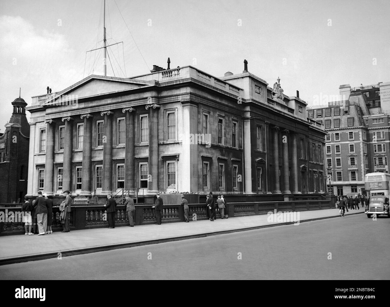 The Fishmongers Hall, Adelaide Place, London Bridge, on August 14, 1939 ...