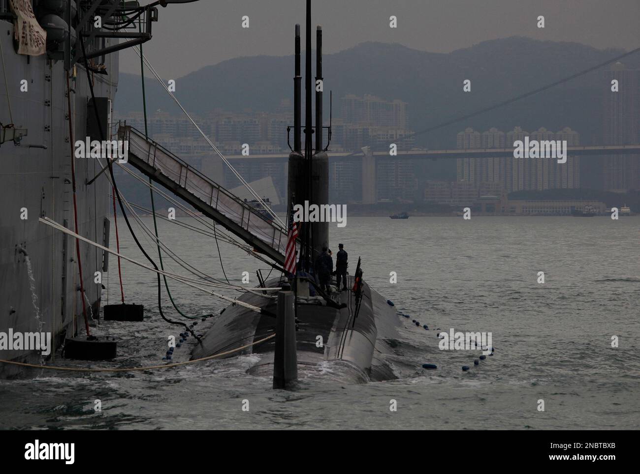 The Los Angeles-class, fast attack submarine USS Hampton is moored ...