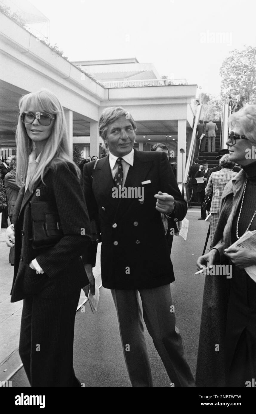 German socialite and industrialist Gunter Sachs with his wife, former ...