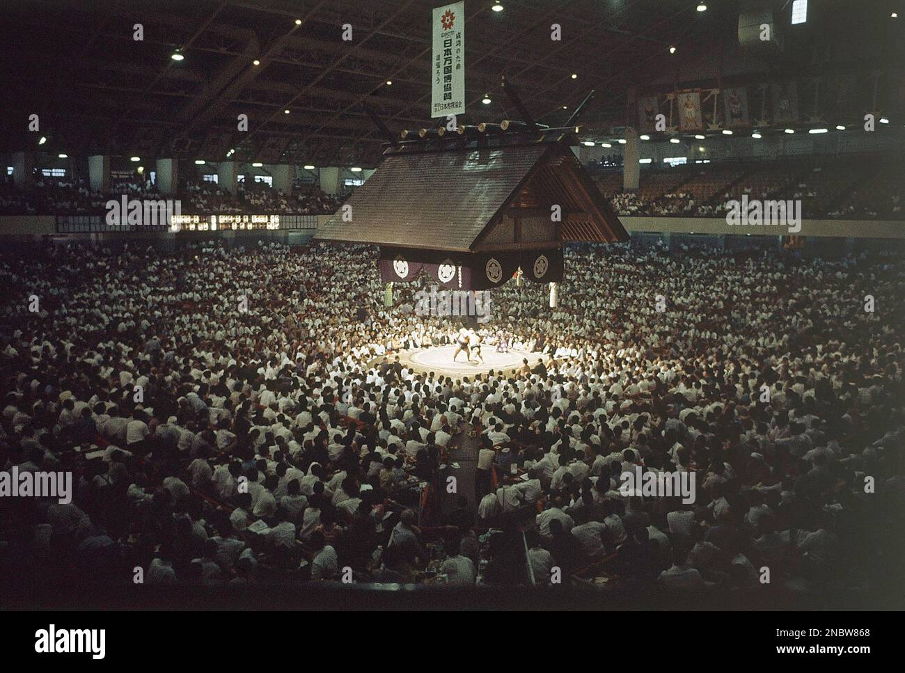 “Sumo” (Japanese wrestling) is a traditional national sport. A 15-day ...