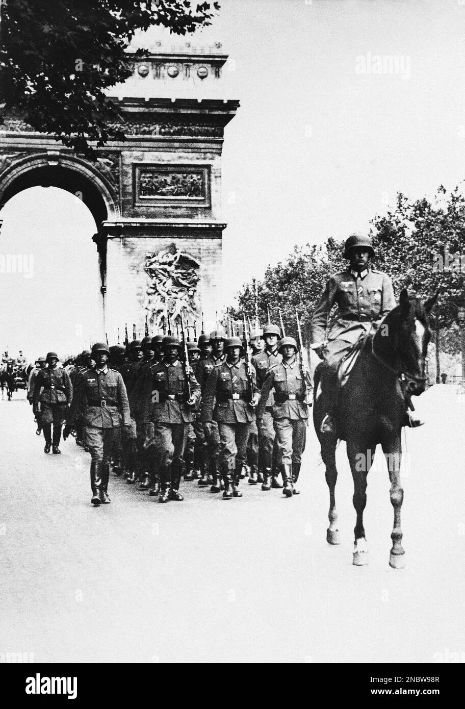 Nazis march on the champs Elysees Paris, France on August 2, 1940 ...