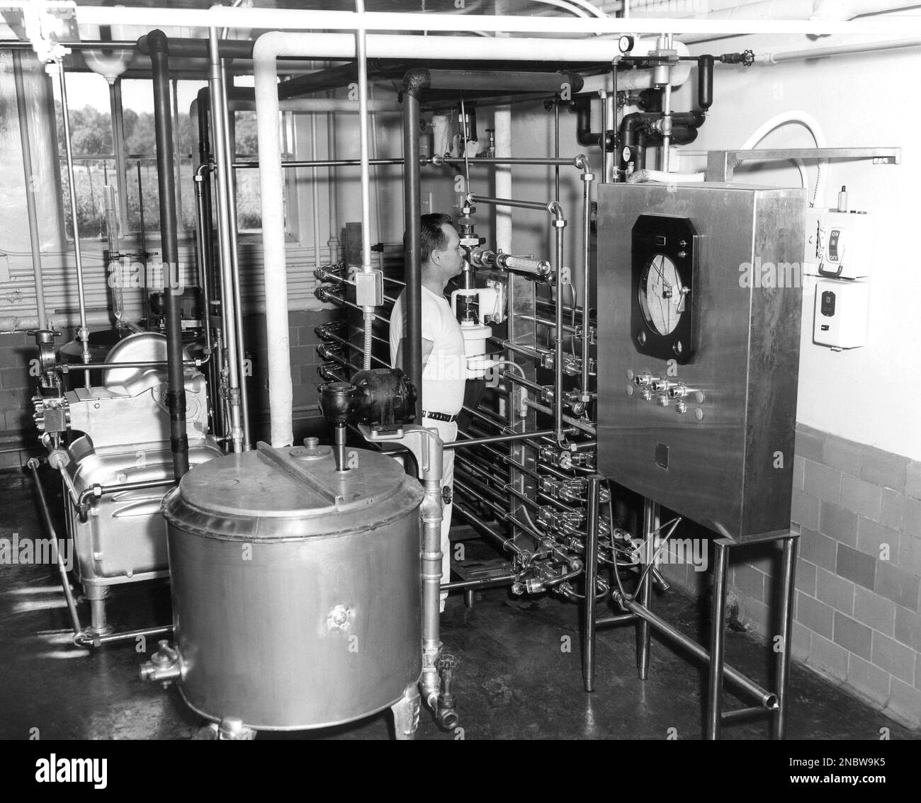 Radiostrontium-the long-lasting contaminant that results from fallout ...